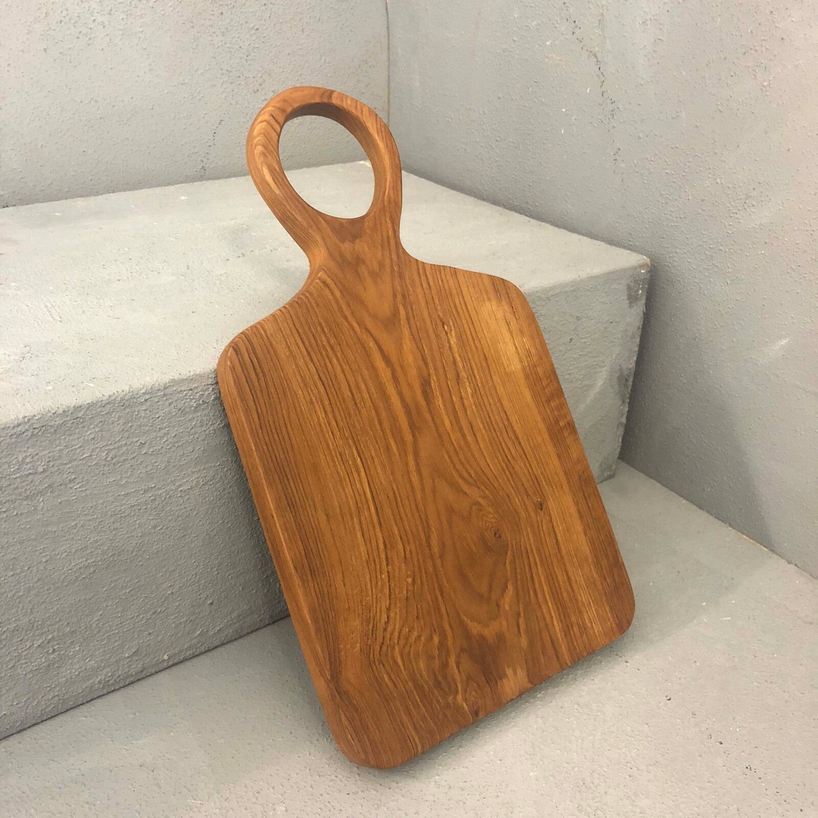 Loop Handle Cheese Board – Jada Interior Design